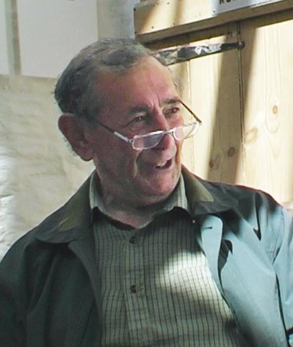 Bill Ellis remembers the making of Frome's Father Christmas float ...